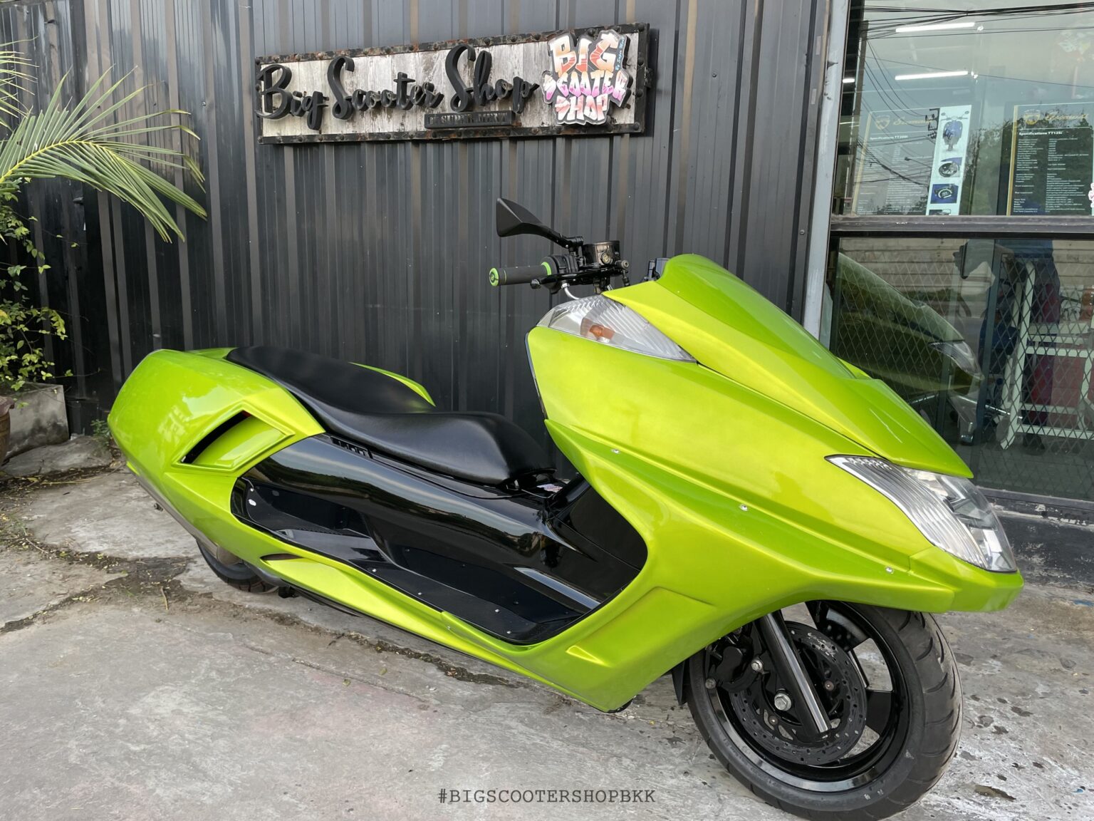 YAMAHA MAXAM Custom จัดทรงใหม่หมดหล่อๆ – Bigscooter Shop / บิ๊กสกู๊ตเต ...